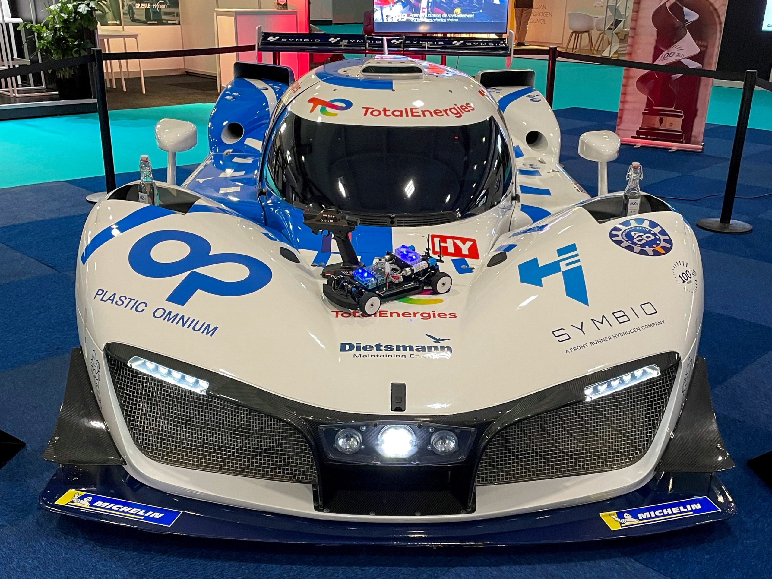 MissionH24 meets the students of the H2 Grand Prix Pro - MissionH24